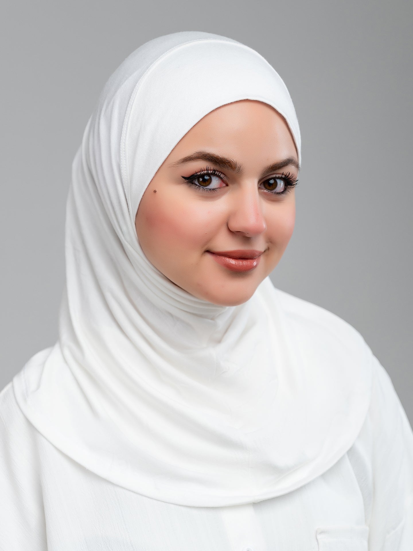 Full-Neck Ultra Under Scarf- Half White – MISK